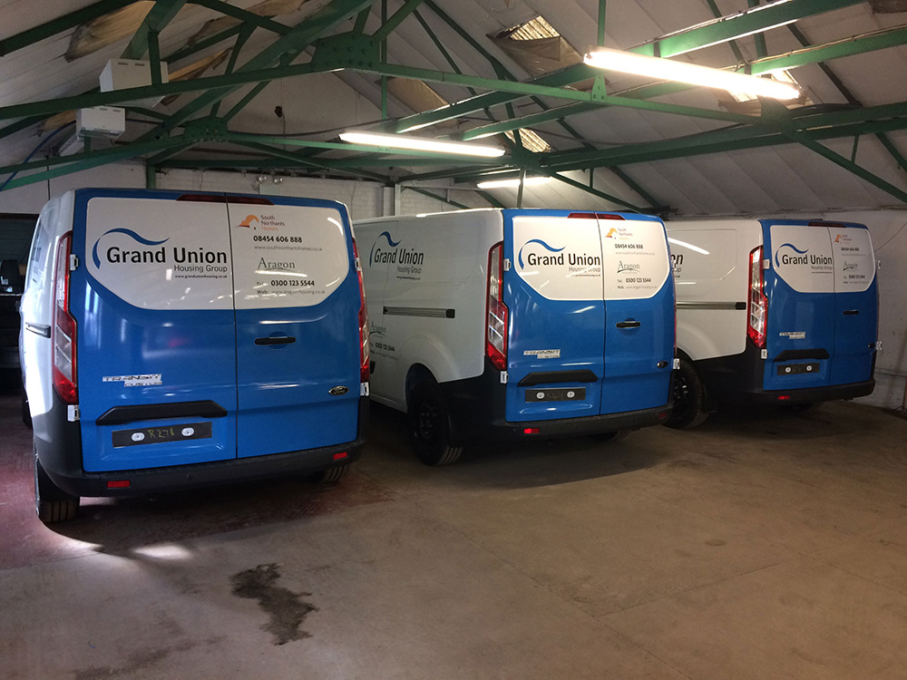 Graphics - Arnold Engineering Plastics