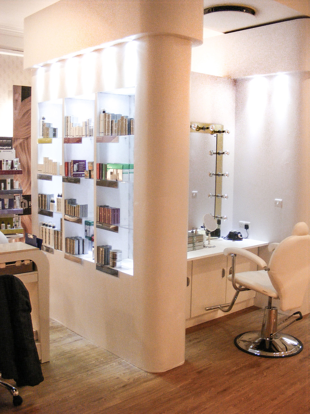 Shop Fitting - Arnold Engineering Plastics