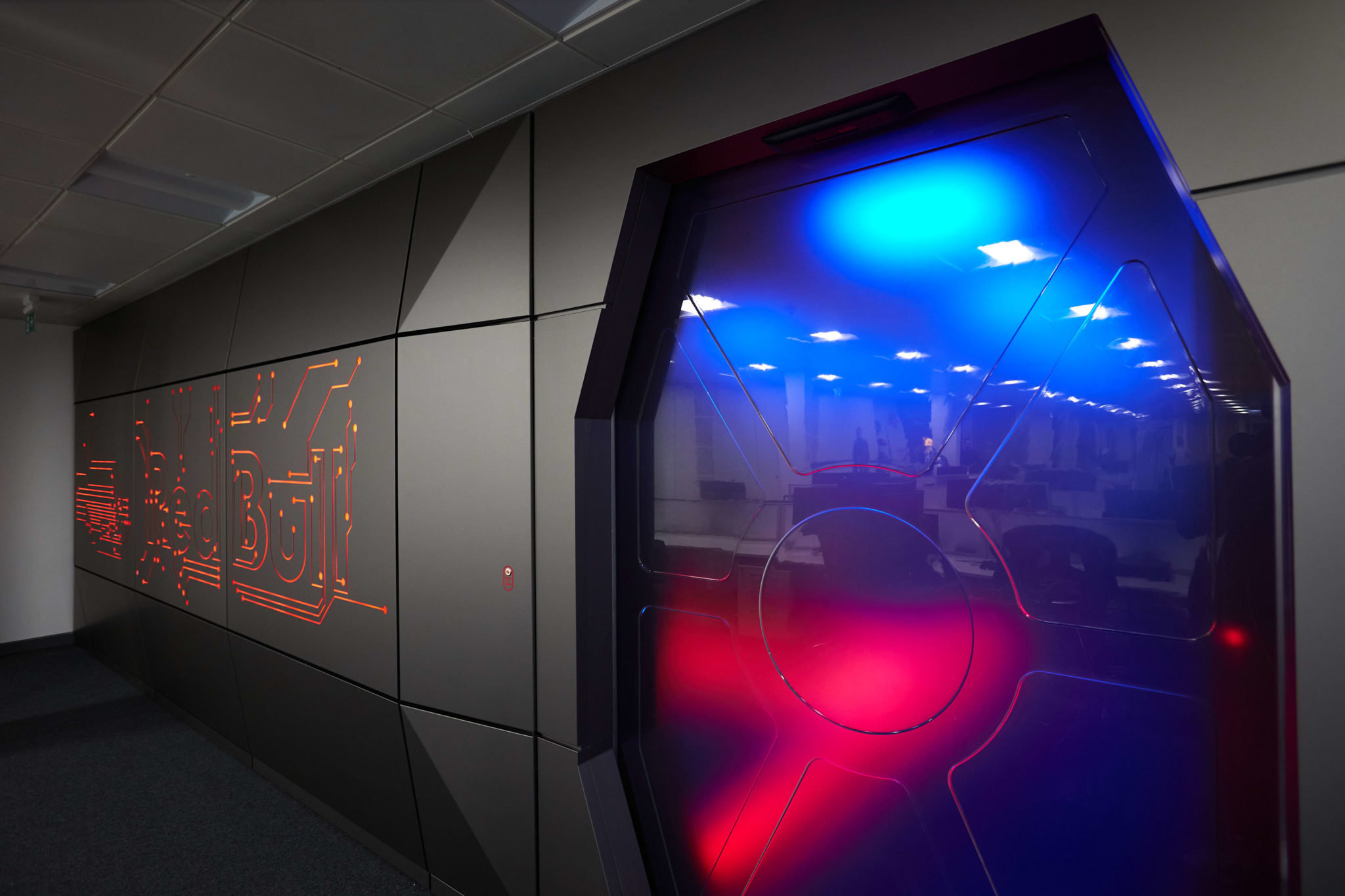 Red Bull Racing - Sim Facility - Arnold Engineering Plastics